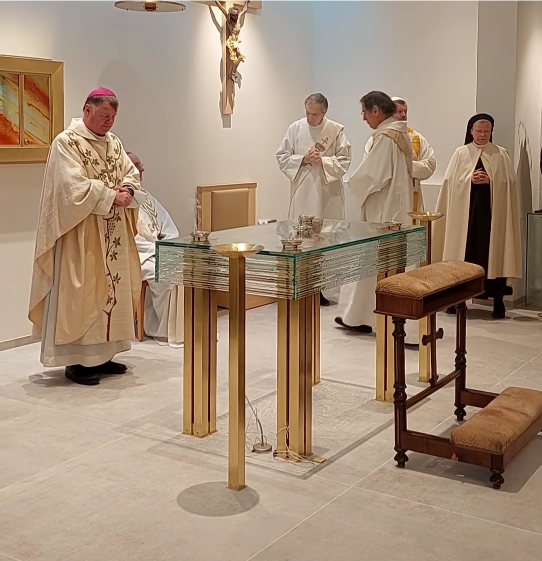Liturgy Today – Catholic Critique